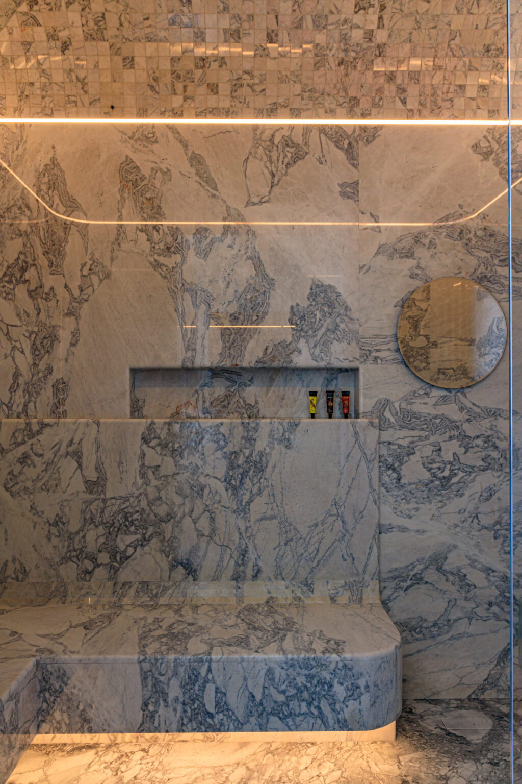 Royal Suite (300 m2) - Seven Visions Resort & Places, The Dvin